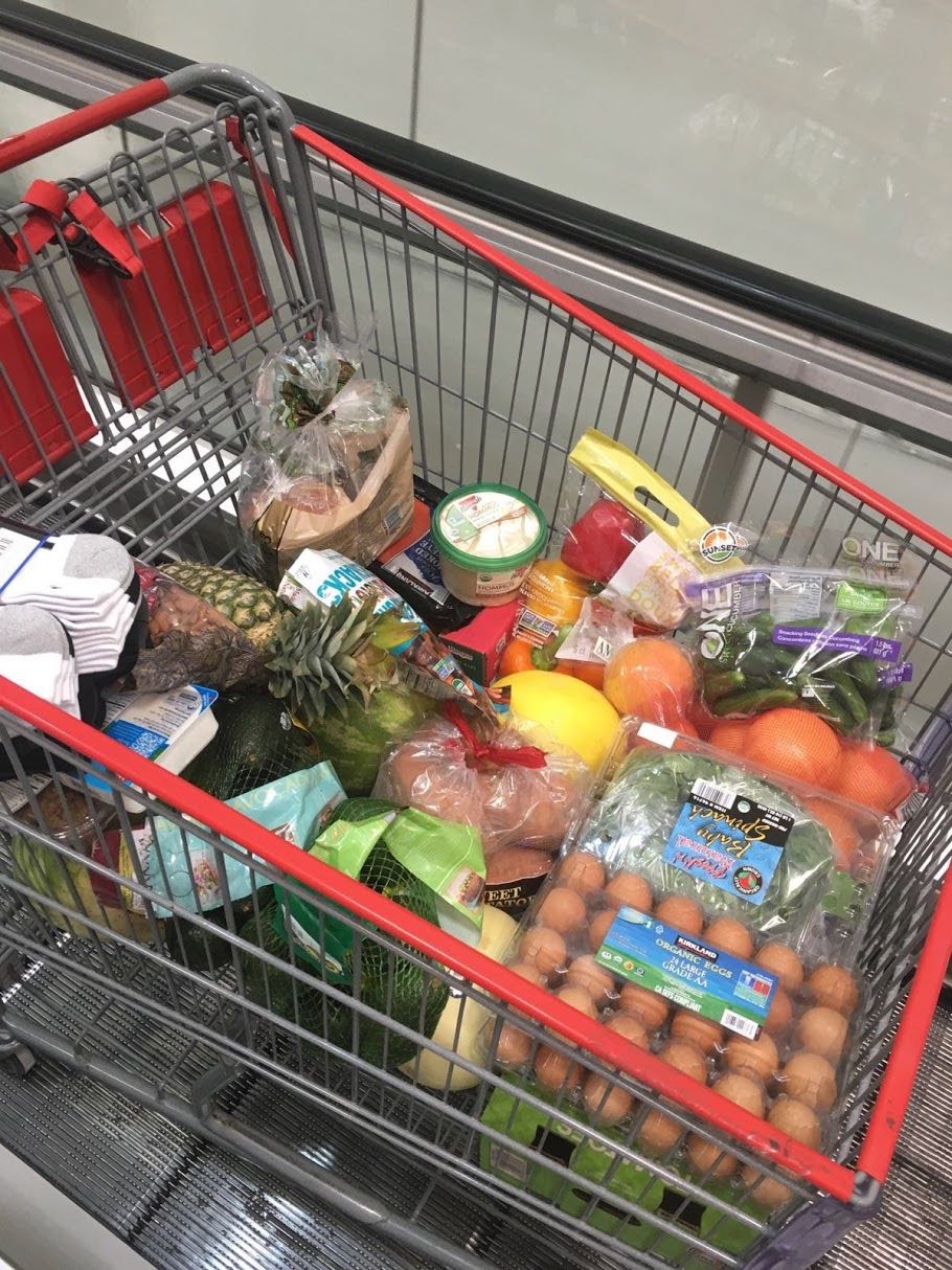 How to Find Healthy Food While Traveling | A Tiny Trip